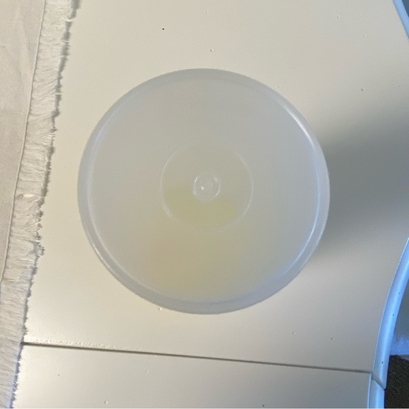 Tupperware | Kitchen | Tupperware Vintage Liquid Container | Poshmark